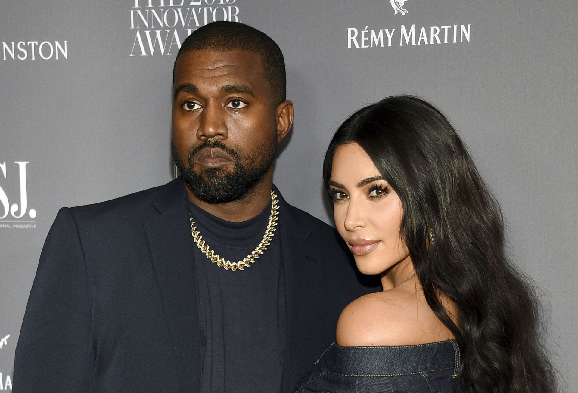 Kim Kardashian and Kanye 'Ye' West reach divorce settlement | Euronews