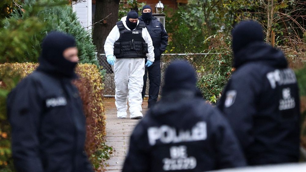 Germany coup plot: Police raid far-right terror suspects behind bid 'to ...