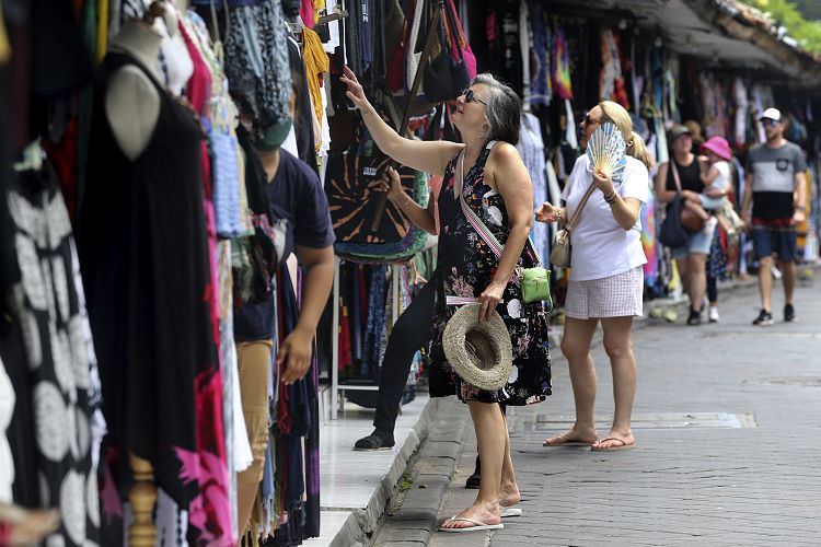 Indonesia Bans Sex Outside Of Marriage Will New Laws Affect Tourists