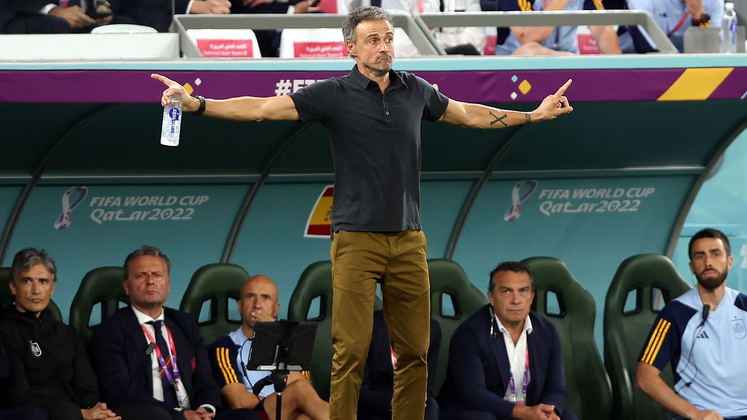 Katar 2022: Luis Enrique állásába került a világbajnoki kudarc | Euronews