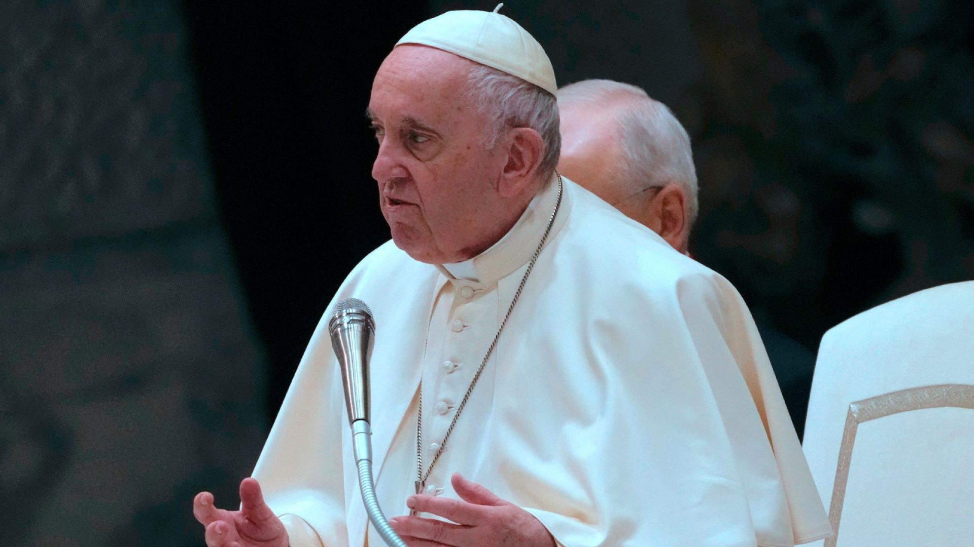 Pope Francis signed resignation letter in 2013 in case of bad health | Euronews