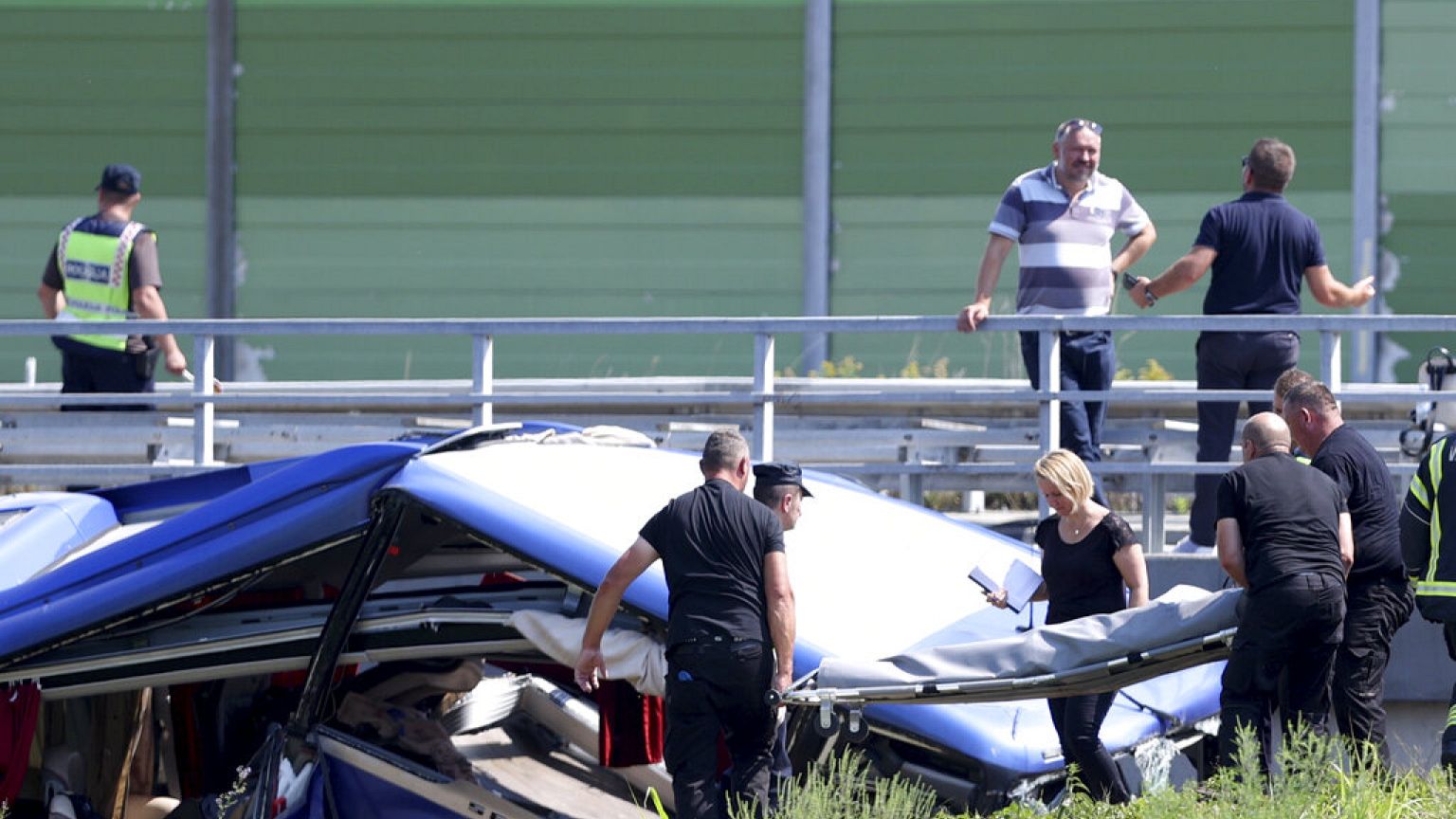 Ρουμανία: Τροχαίο με λεωφορείο με 47 Έλληνες - Ένας νεκρός και 23 ...