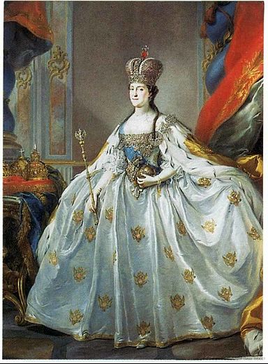 Ukraine dismantles statue of Russian Empress Catherine the Great | Euronews