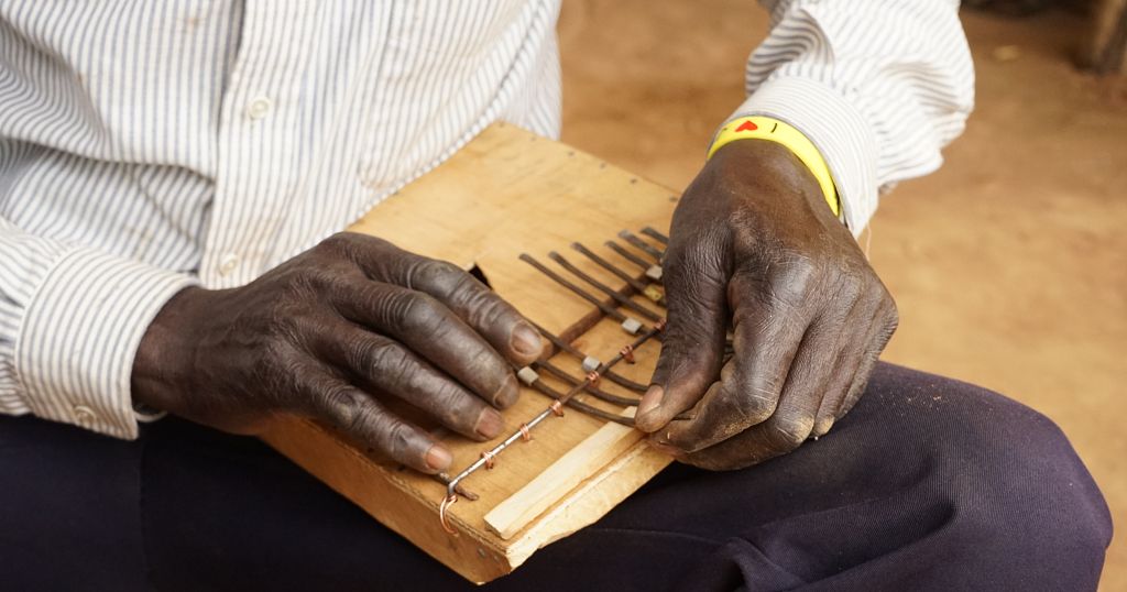 Akogo: making the thumb piano to keep Teso culture alive | Africanews