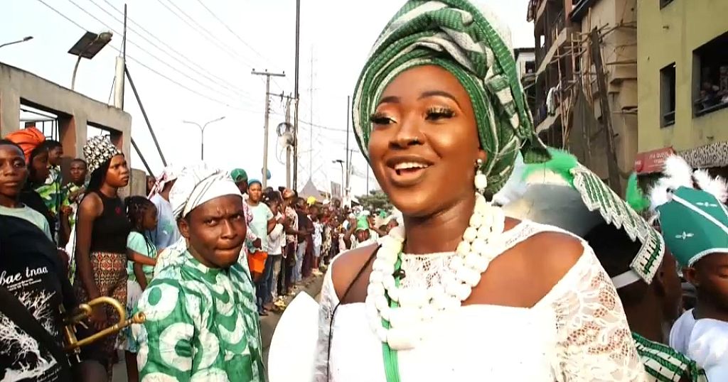 Nigerians kick off the year with the Fanti Carnival celebrations in ...