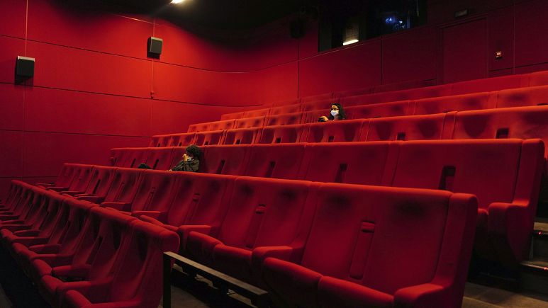 Une bonne "année de transition" pour les cinémas français et à chaque ...