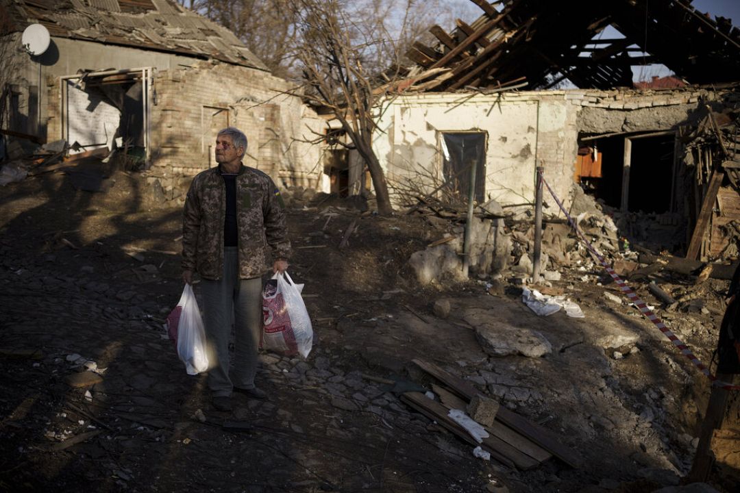 Russian anger grows over strike that killed dozens of troops in Ukraine ...