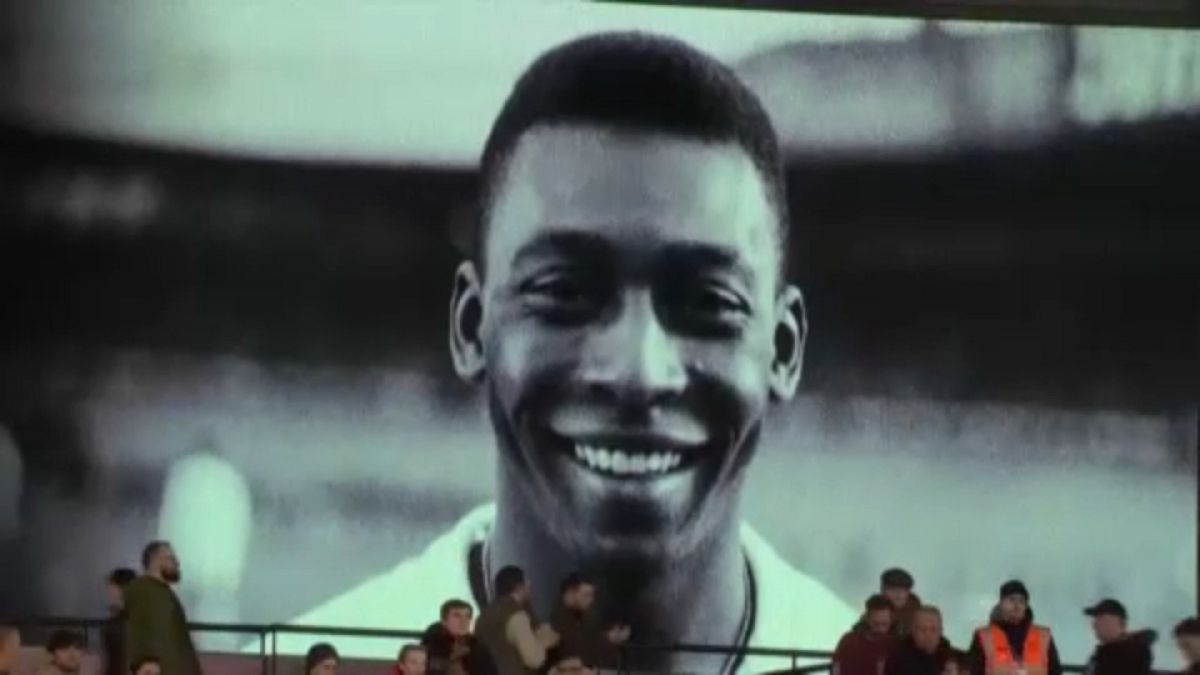 Pelé, tra la sua gente: "Adeus, O Rei" | Euronews