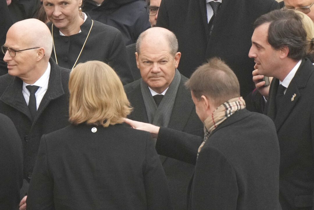 Vatican : les funérailles de Benoît XVI, présidées par le pape François ... Vatican : les funérailles de Benoît XVI, présidées par le pape François ...