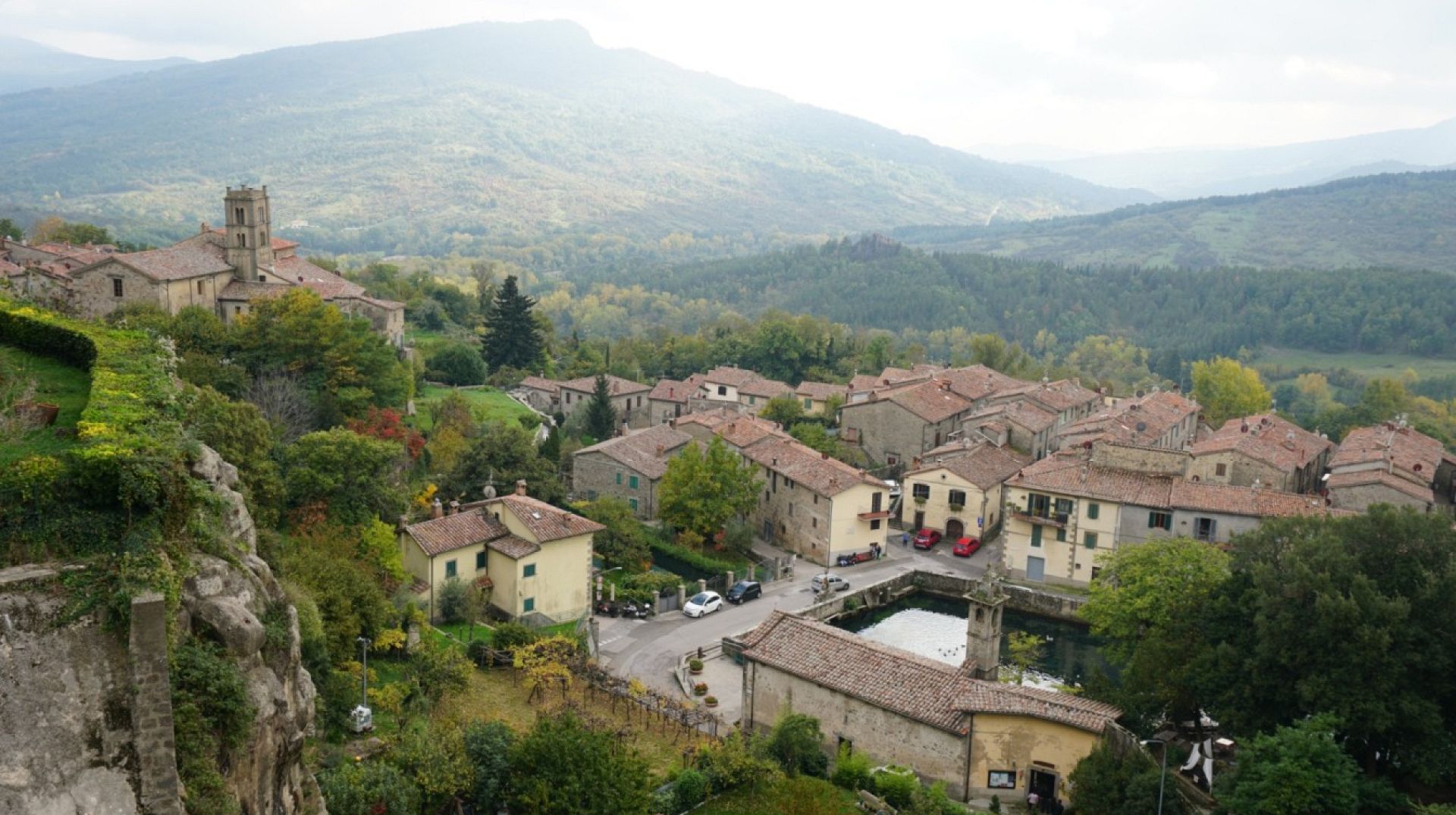 Always wanted to live in Italy? We set up a remote work community in the Tuscan mountains | Euronews