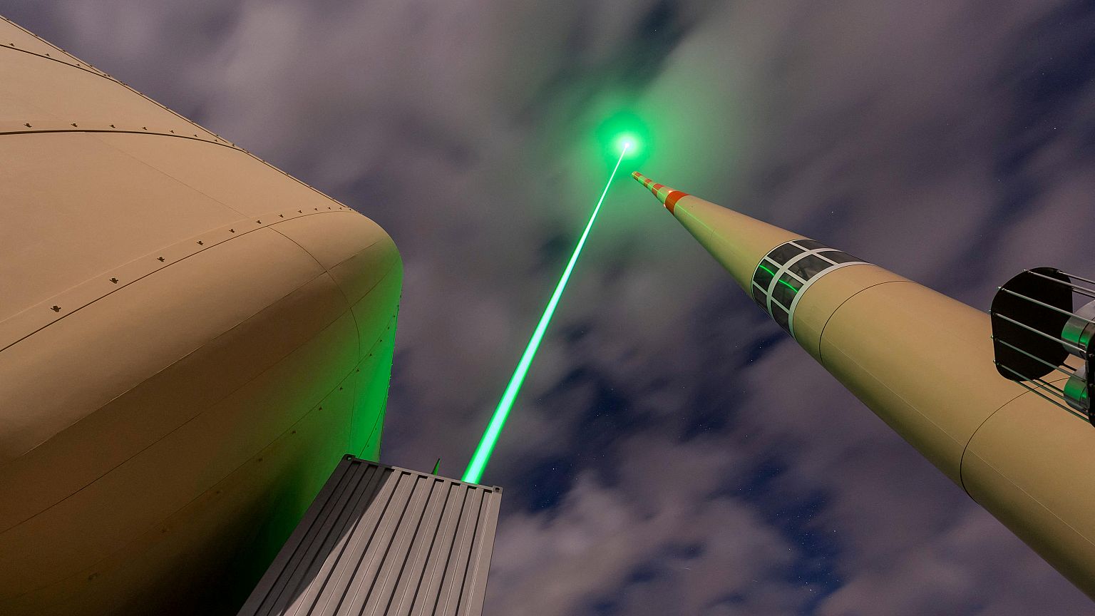 Scientists can now divert lightning thanks to new rapid-fire laser ...