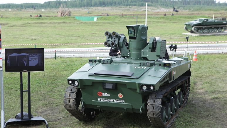Russische Wunderwaffe? Marker-Roboter sollen Leopard-2-Panzer den ...