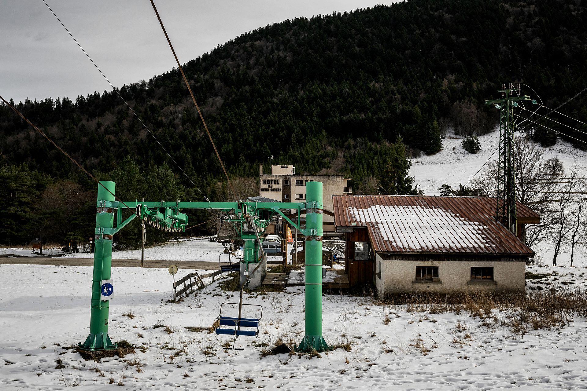 French ski resorts: How a snowless town put itself back on the map ...