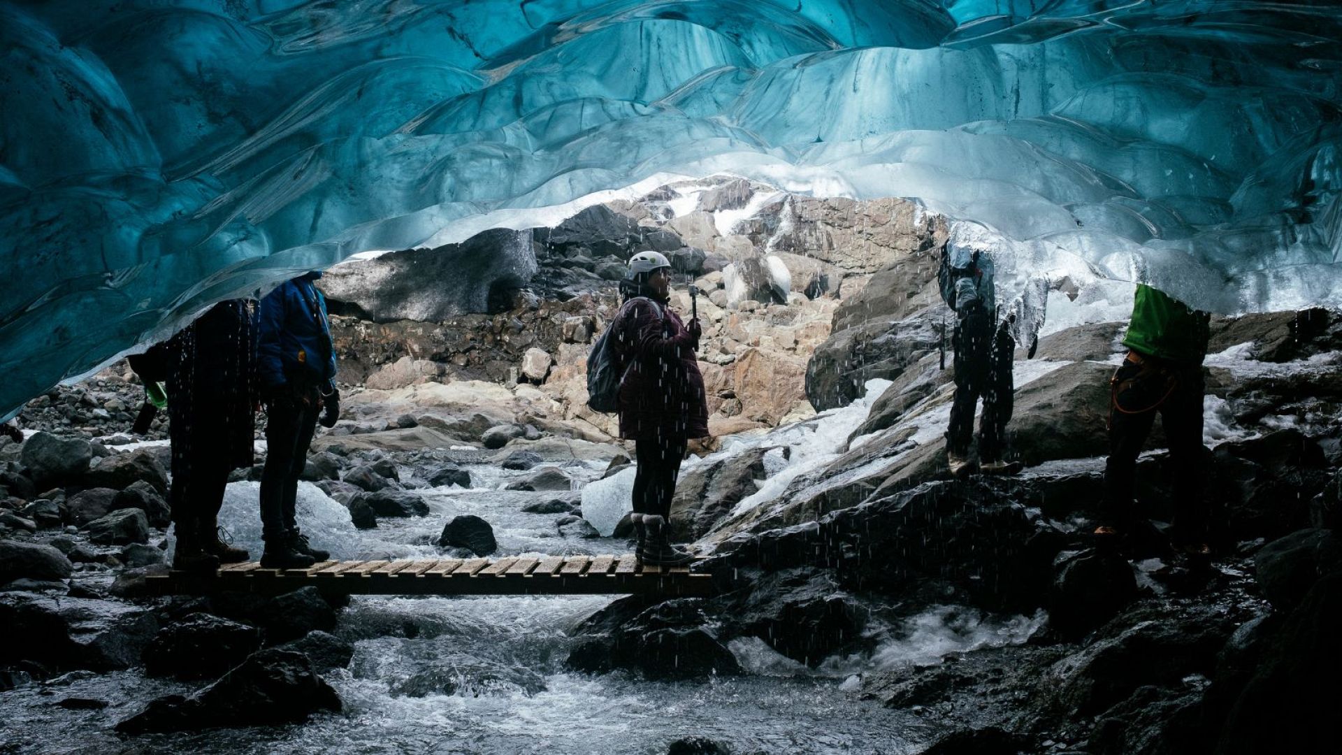 Iceland’s ice caves are incredible, but the glaciers are ‘melting like ...
