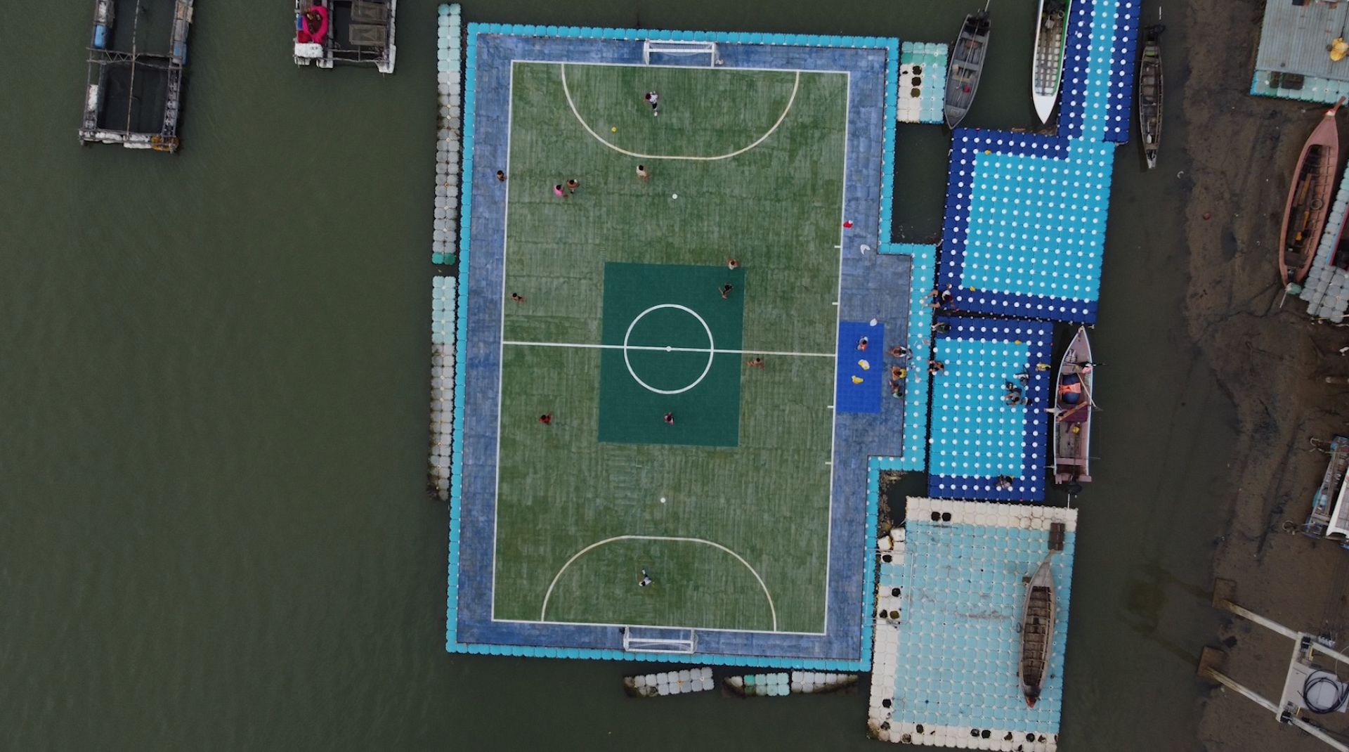 Meet the football team floating to success in Thailand | Euronews