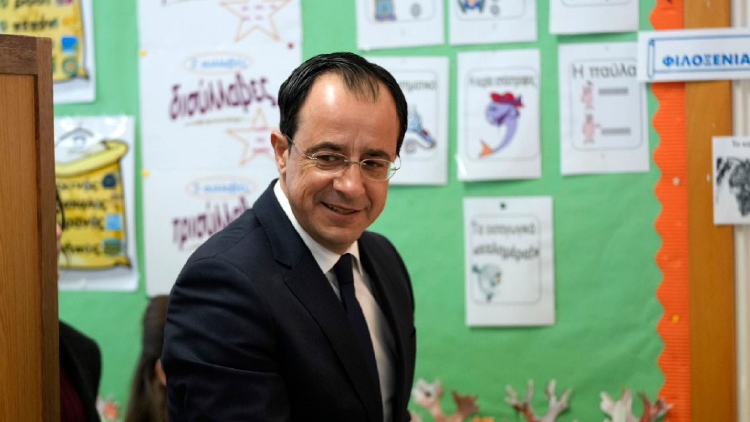 L'ancien diplomate Nikos Christodoulides remporte la présidentielle à ...