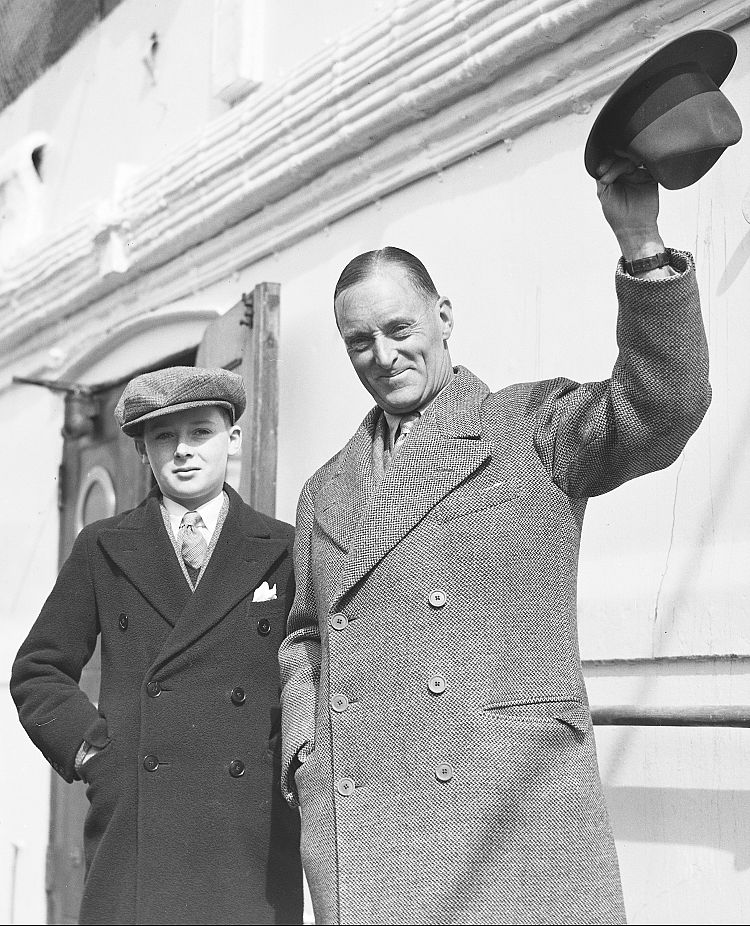 Culture Re-View: Sir Malcolm Campbell and the history of land speed ...