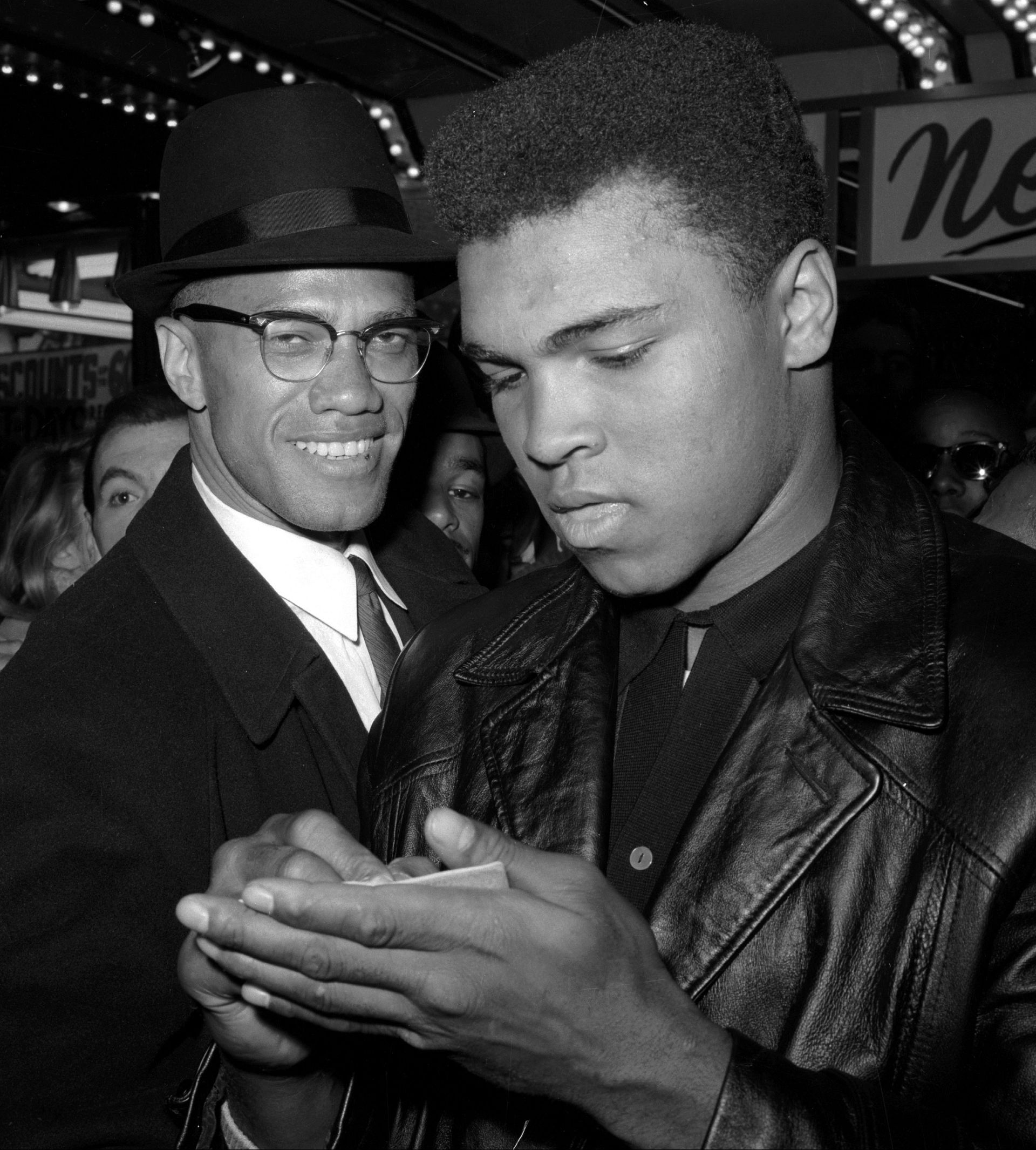 Culture Re-View: Why did Cassius Clay change his name to Muhammad Ali ... Culture Re-View: Why did Cassius Clay change his name to Muhammad Ali ...