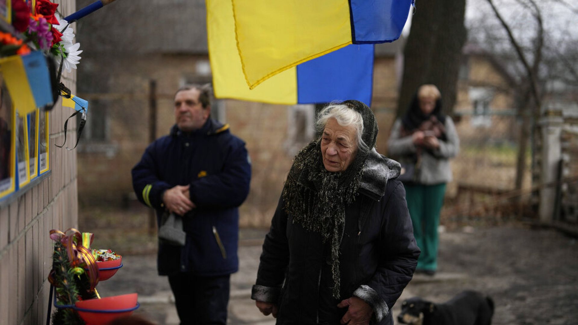 Video. Relatives remember Ukrainian men killed in Bucha | Euronews