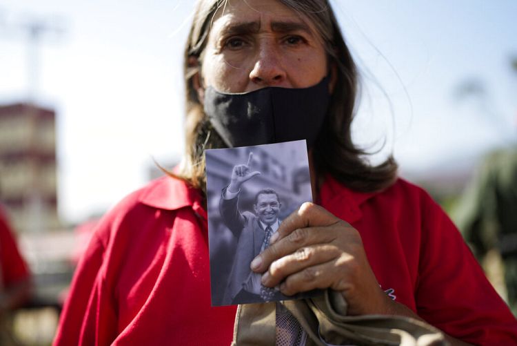 Thousands gather to remember Venezuelan leftist revolutionary Hugo ...