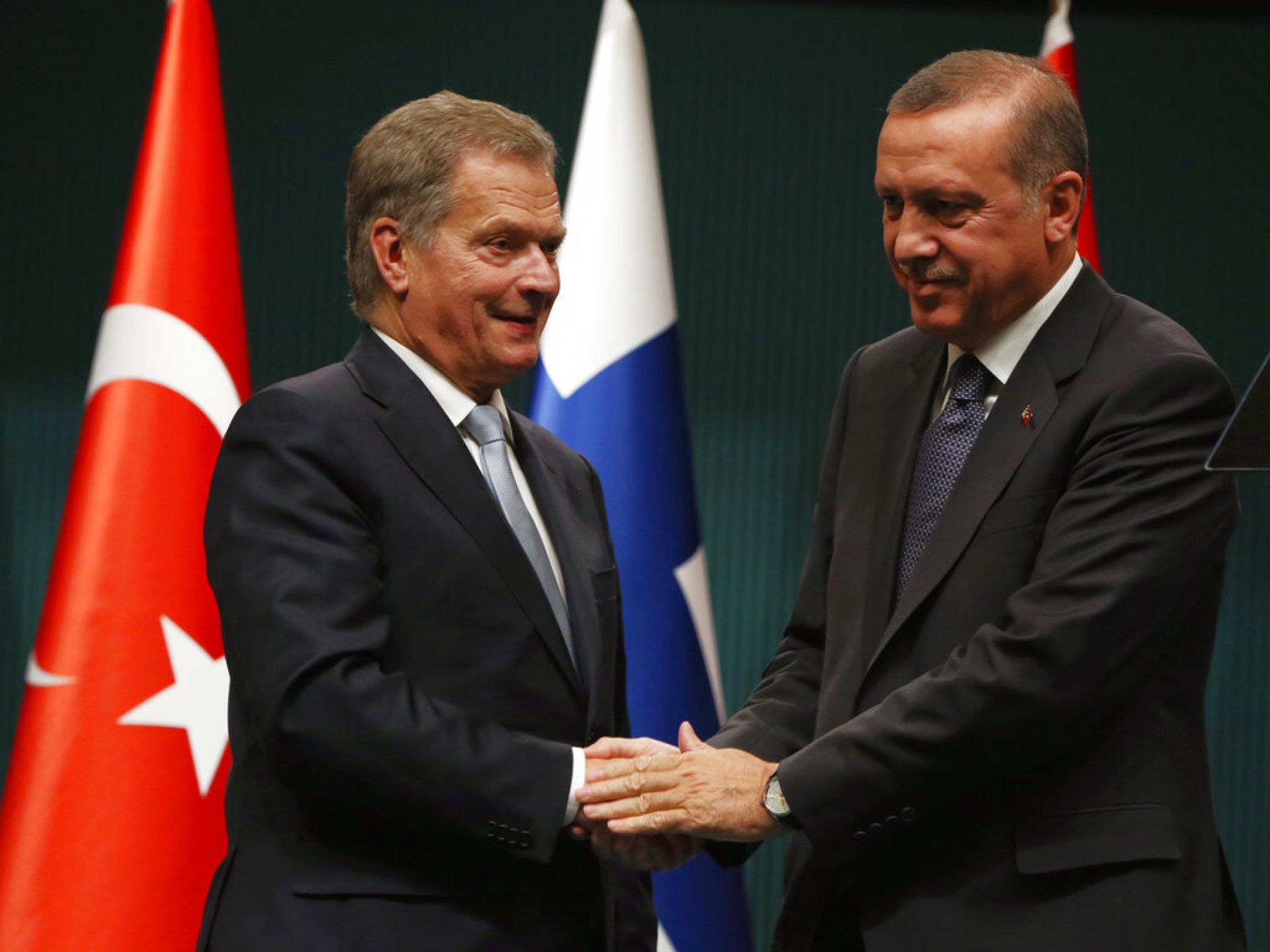 'NATO membership train is moving' as Hungary, Finland leaders in Turkey ...