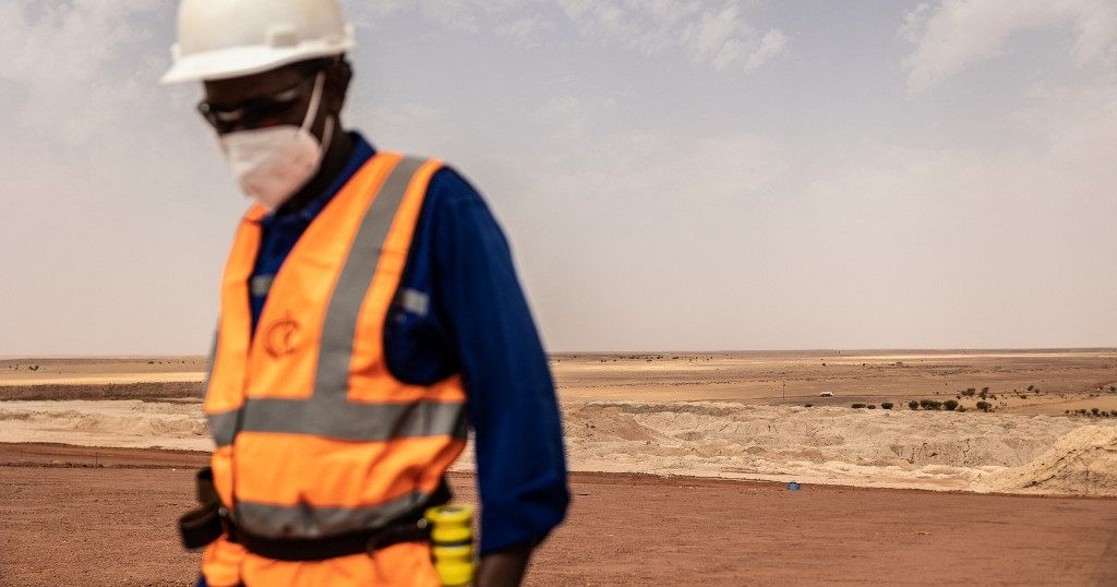 Million tonnes of partially radioactive waste stir up fear in Niger ...