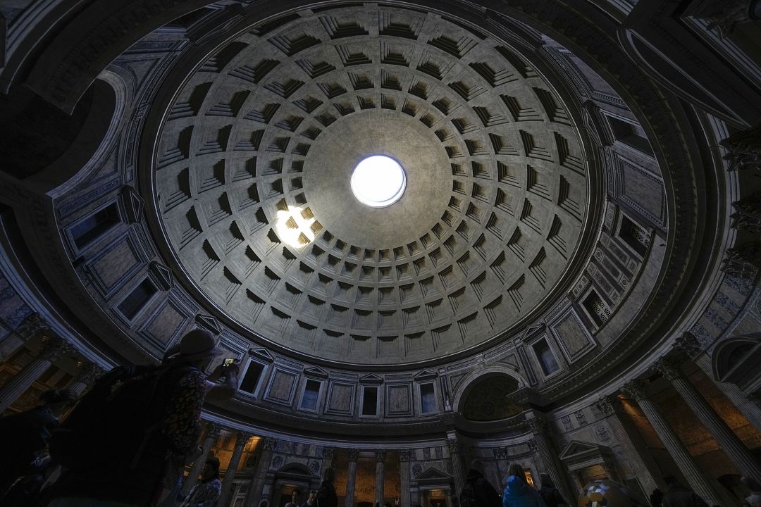 Pantheon: Italy's most visited cultural site introduces a €5 entry fee ...
