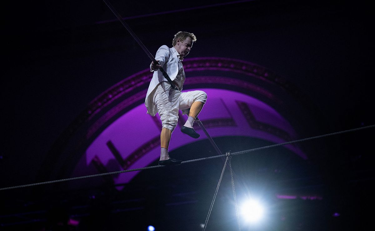 Twin Towers tightrope walker Philippe Petit still amazes at 73-years ...