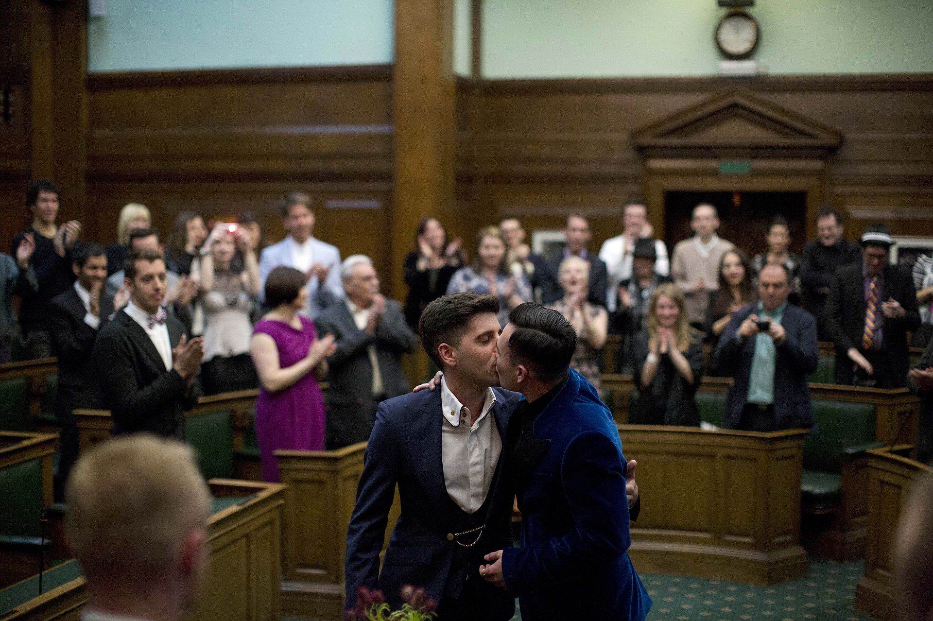 Culture Re-View: Gay Marriage is legalised in the UK | Euronews