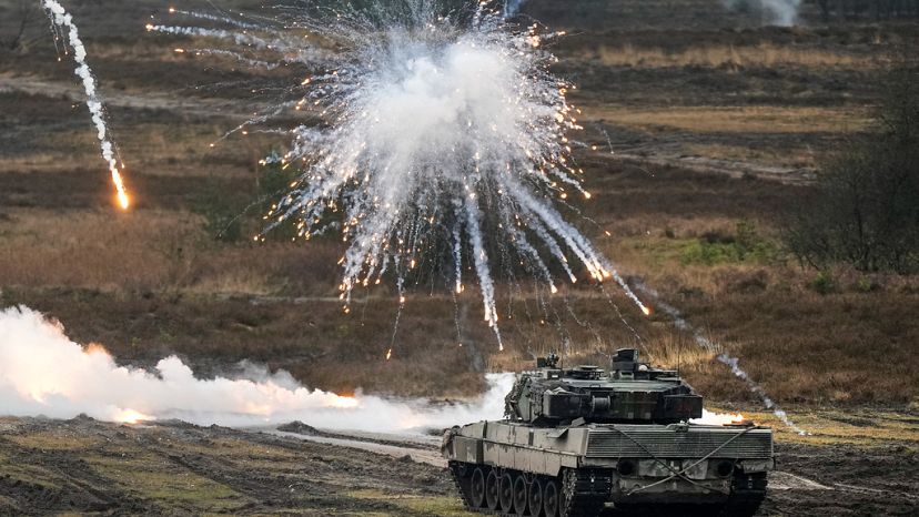 Ukraine gets its first Western heavy tanks | Euronews