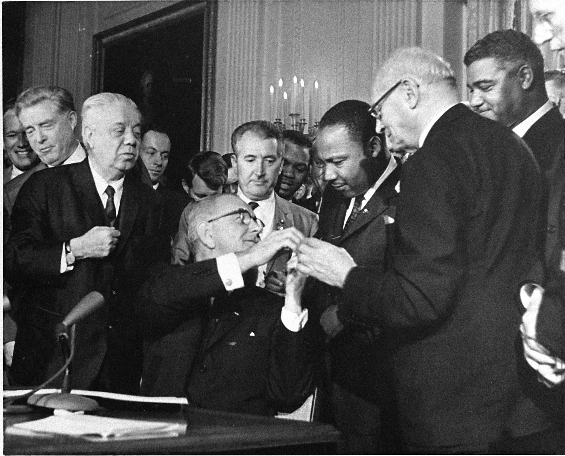 Culture Re-View: Martin Luther King Jr. is assassinated - A life in ...