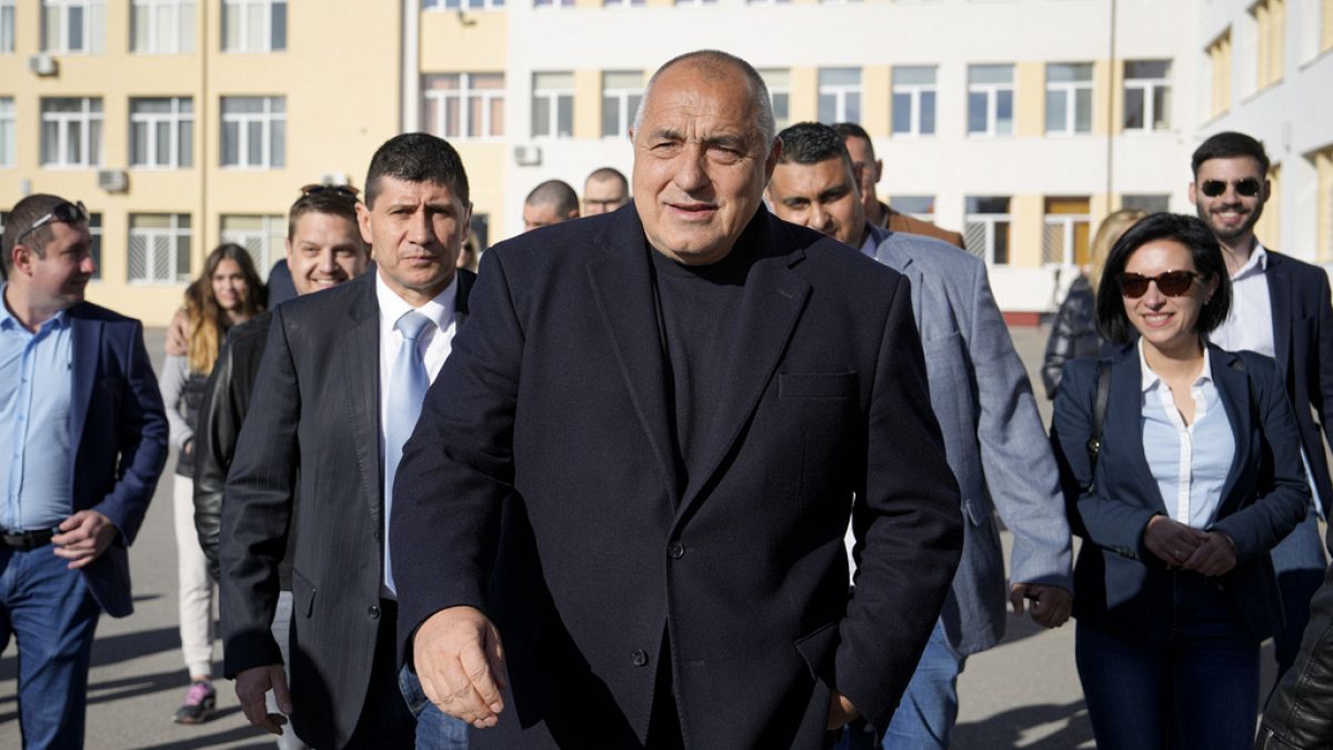 Bulgarians go to the polls to vote in the fifth general election in two ...