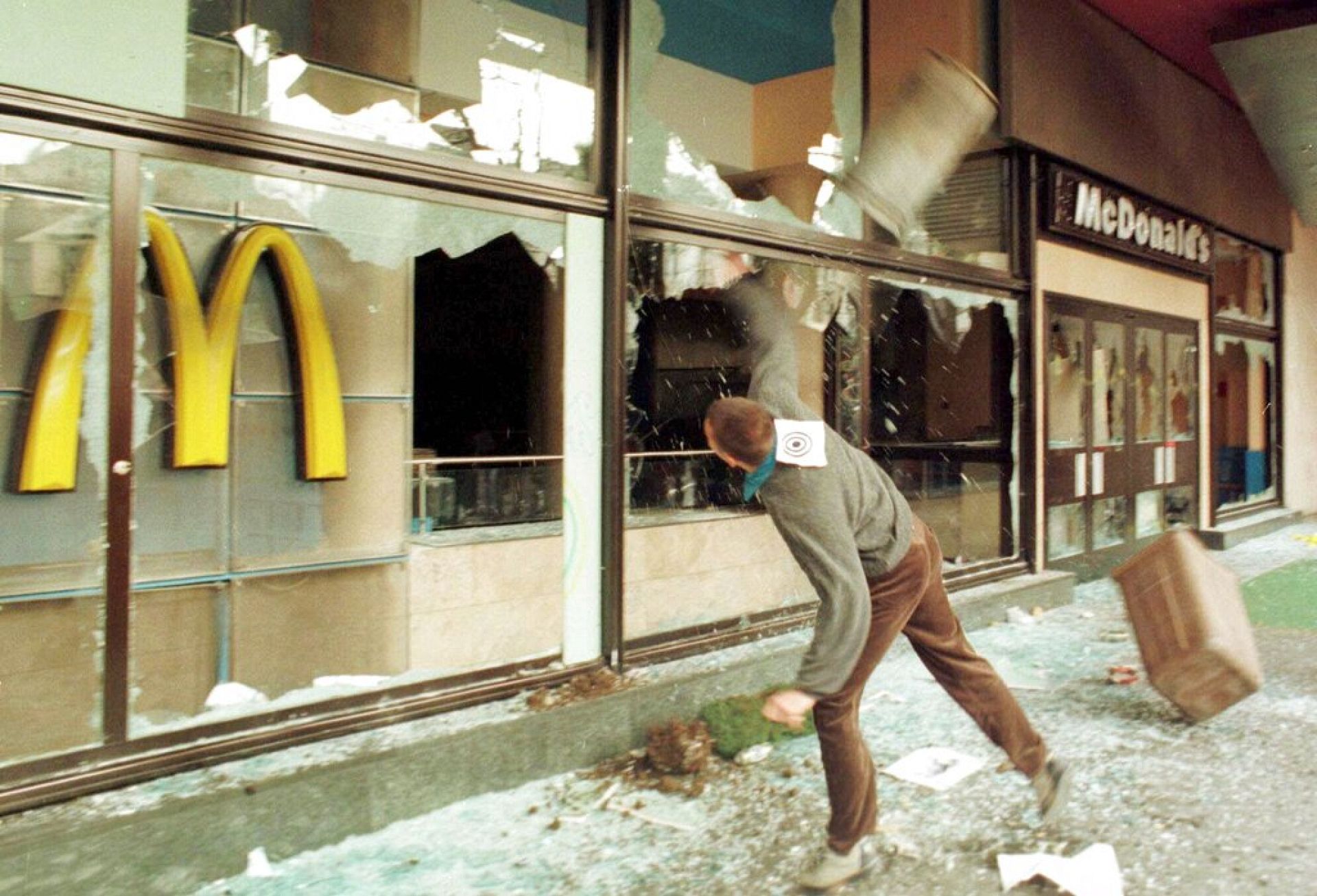 More than two decades after NATO's bombing campaign, Serbia still hasn ...
