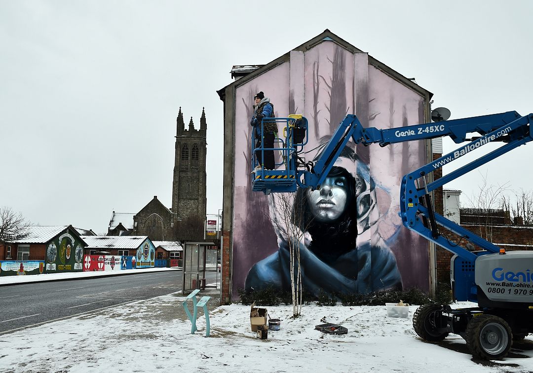 A look at Northern Ireland's iconic murals - 25 years after the Good ...
