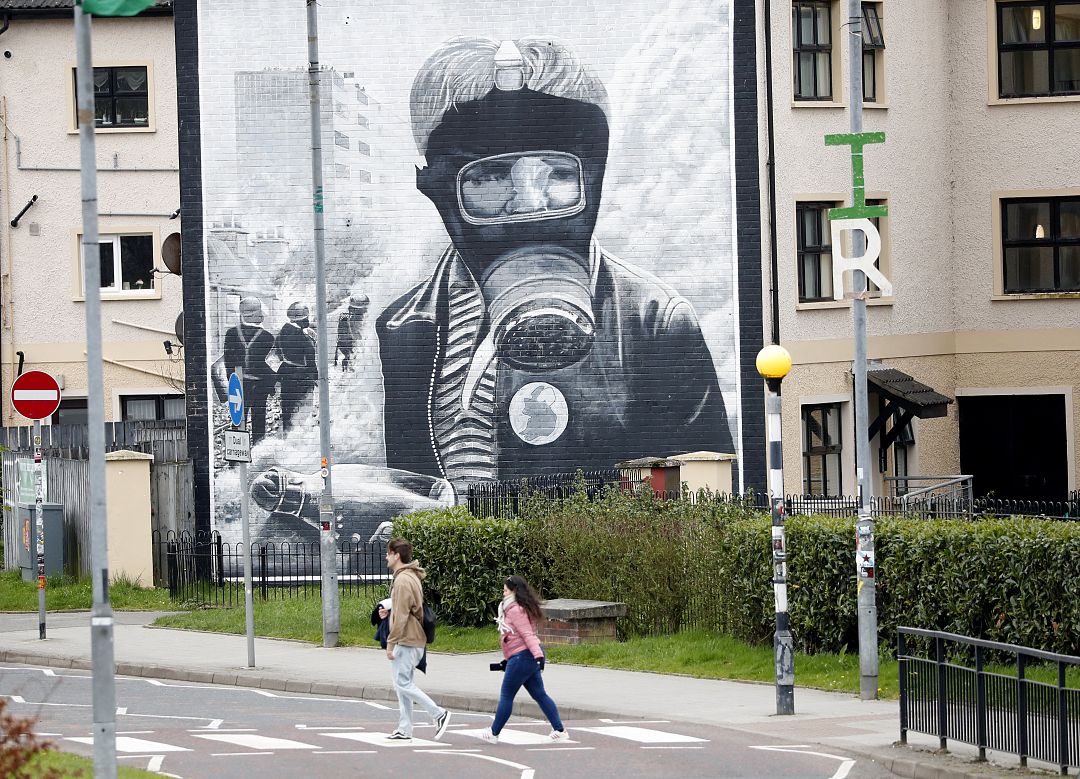 A look at Northern Ireland's iconic murals - 25 years after the Good ...
