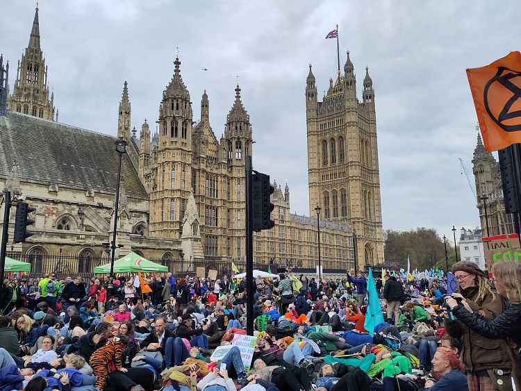 Over 60,000 people came out for XR’s climate protest: Who were they and ...