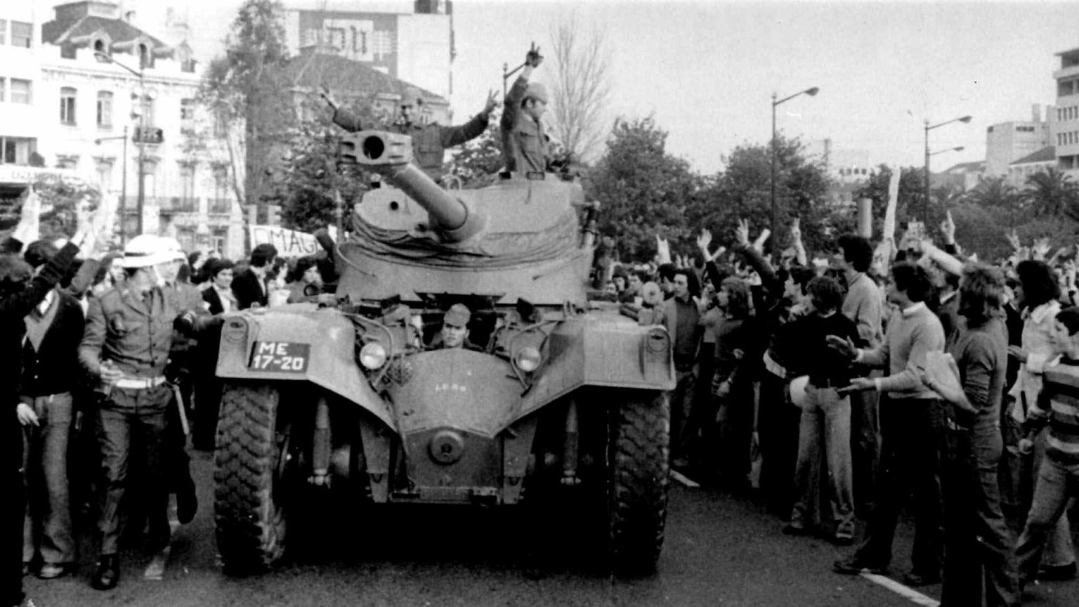 Signs of Freedom: Portugal's fight for democracy explored through ...