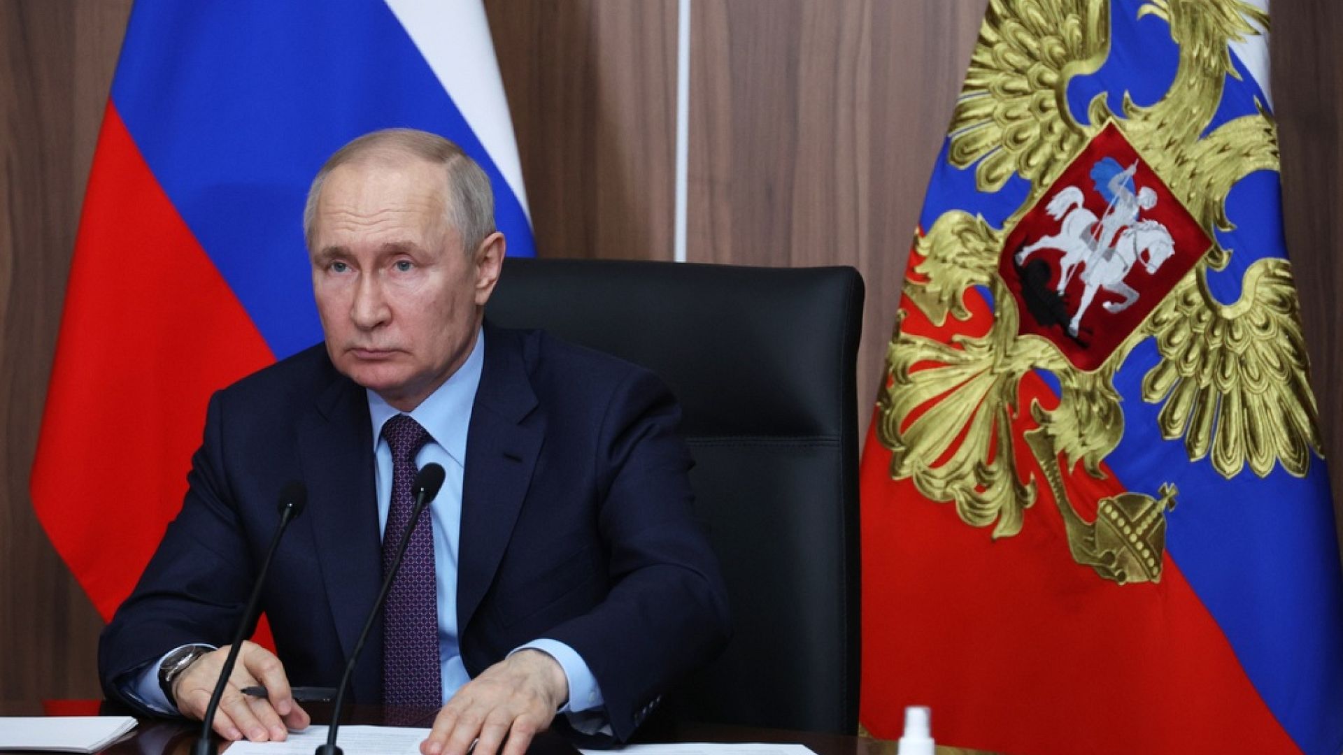 Putin, 'ulusal güvenliği tehdit eden' Rusları vatandaşlıktan çıkaran ...