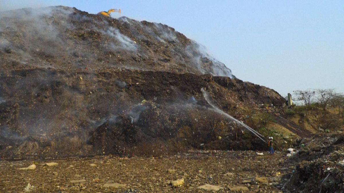 Meet the brothers taking charge of trash in India | Euronews