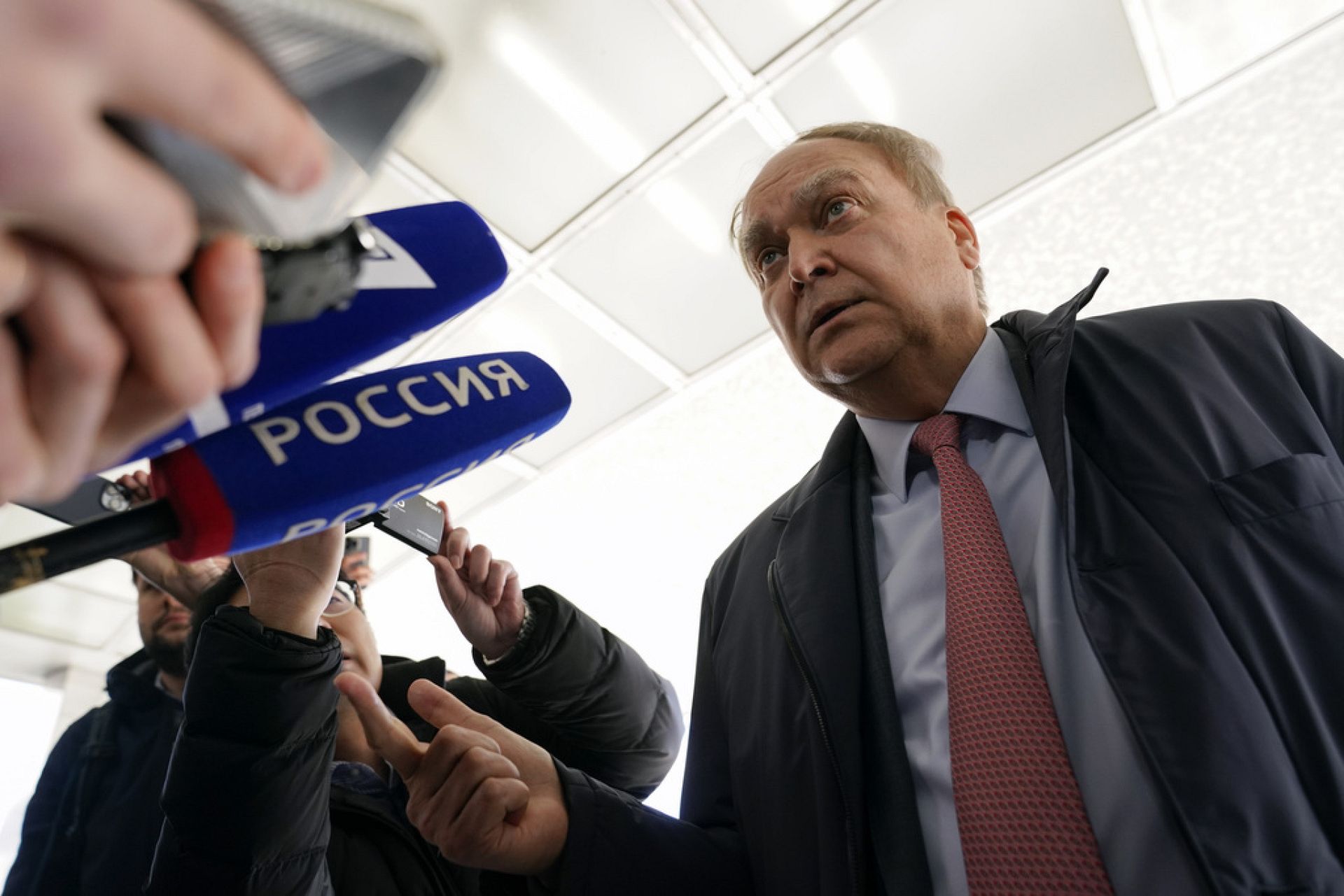 Drone sul Cremlino, Mosca accusa Kiev e Washington. Borrell: "Che non ...