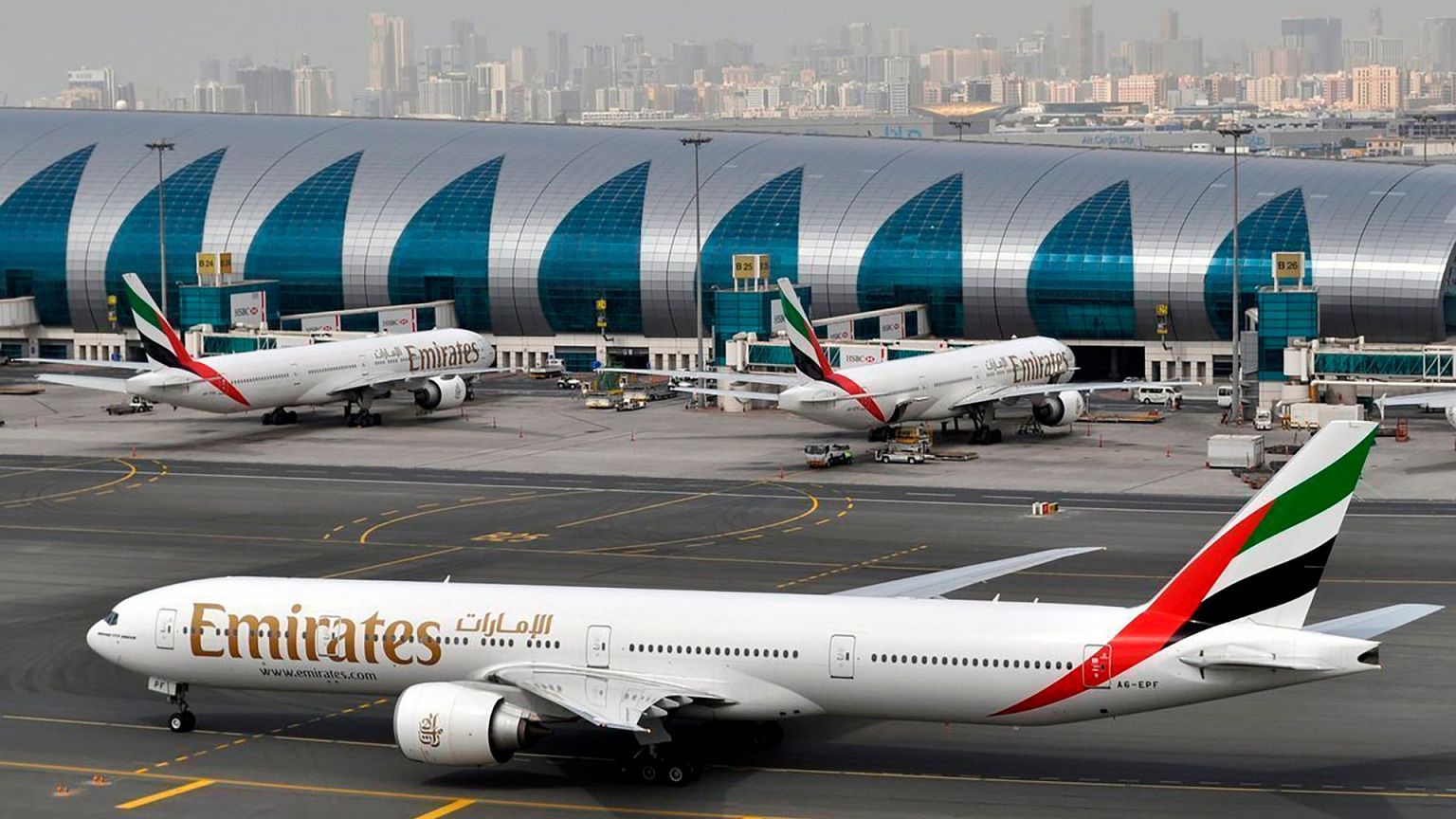 Emirates announces €180 million fund to help airlines reach net zero ...