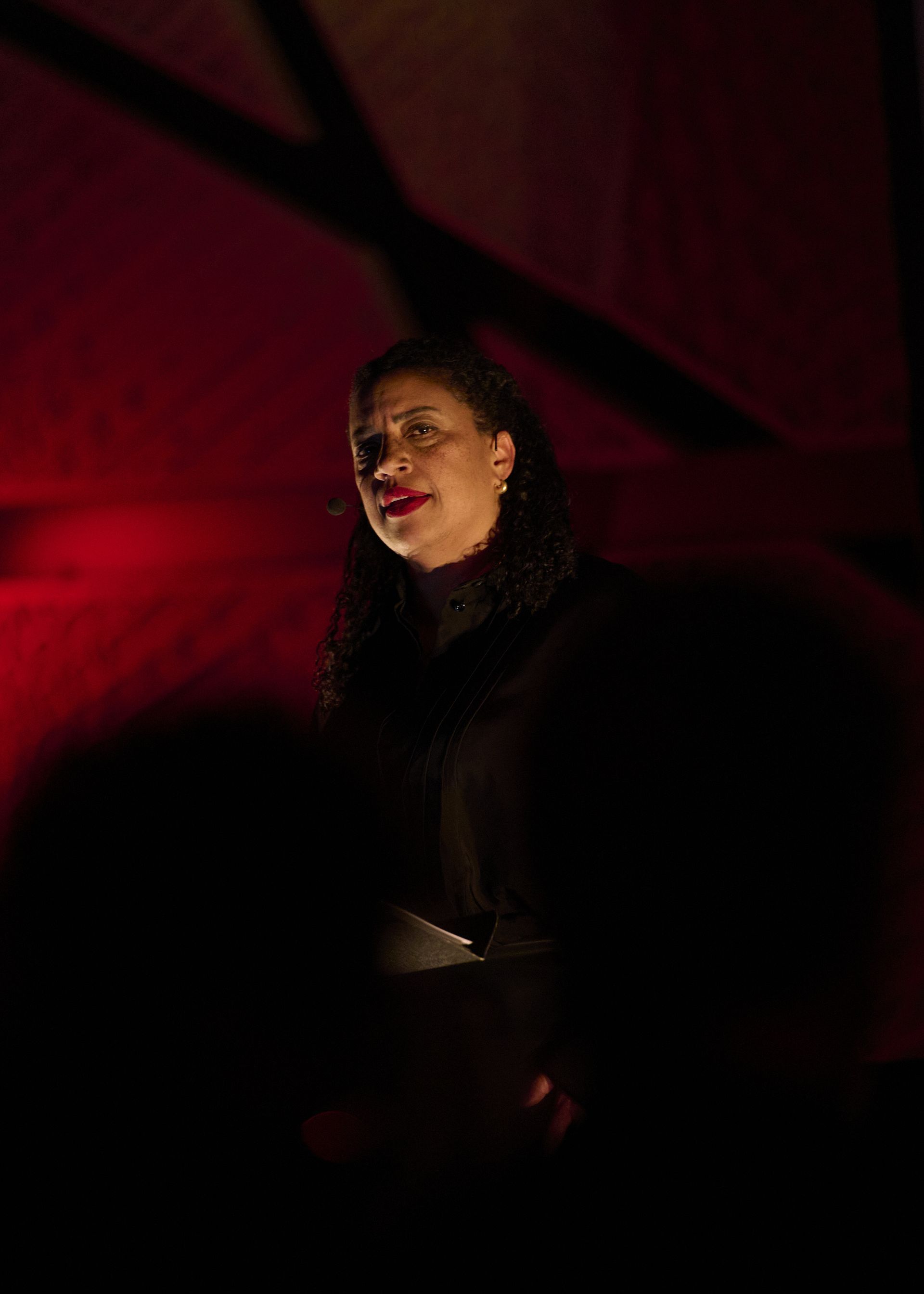 Robin Coste Lewis: «Για μας, ο Καβάφης είναι ένας ομοφυλόφιλος μαύρος ...