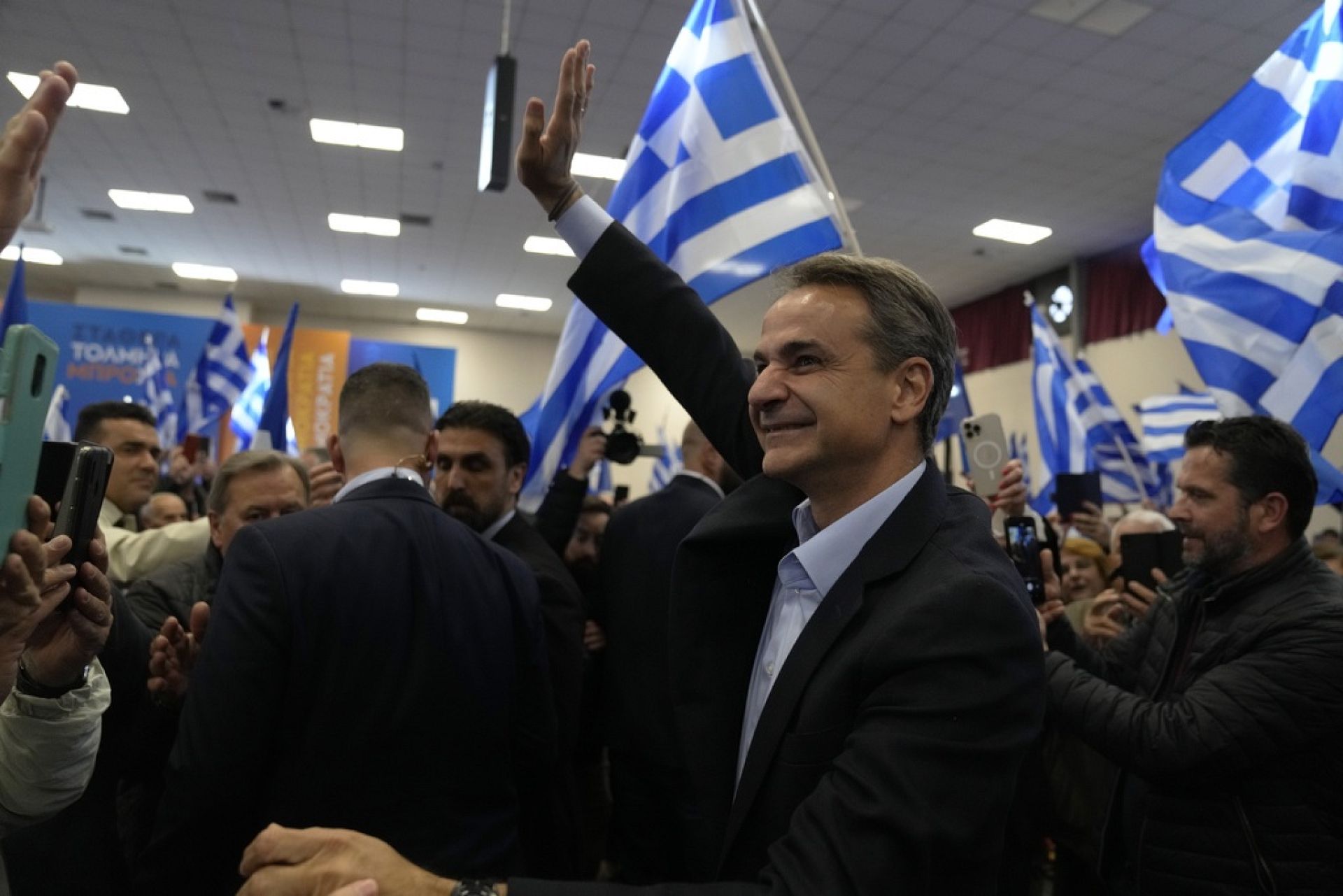 Greek PM and opposition leader rally support ahead of the general ...