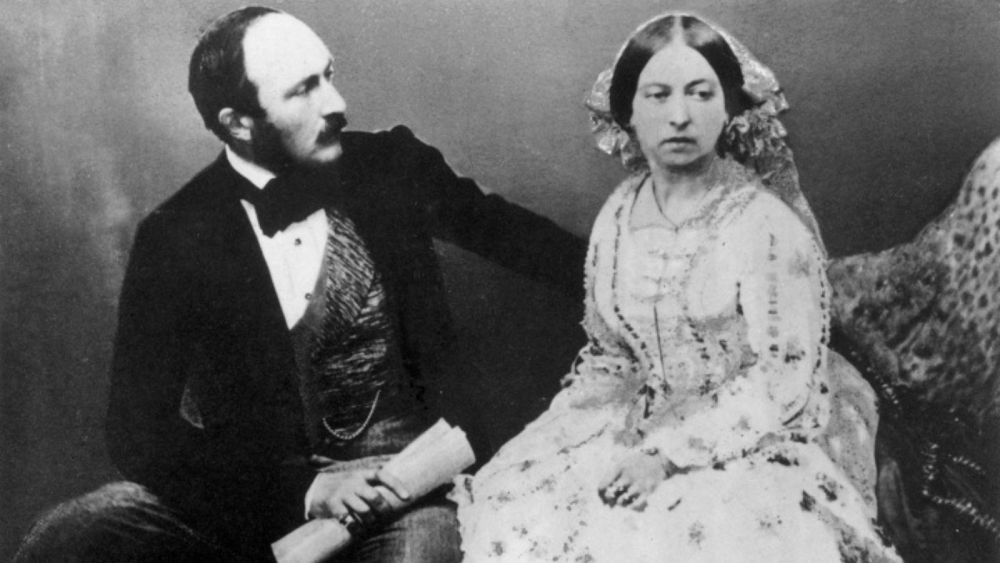 Culture Re-View: One of eight attempts on Queen Victoria's life is made ...