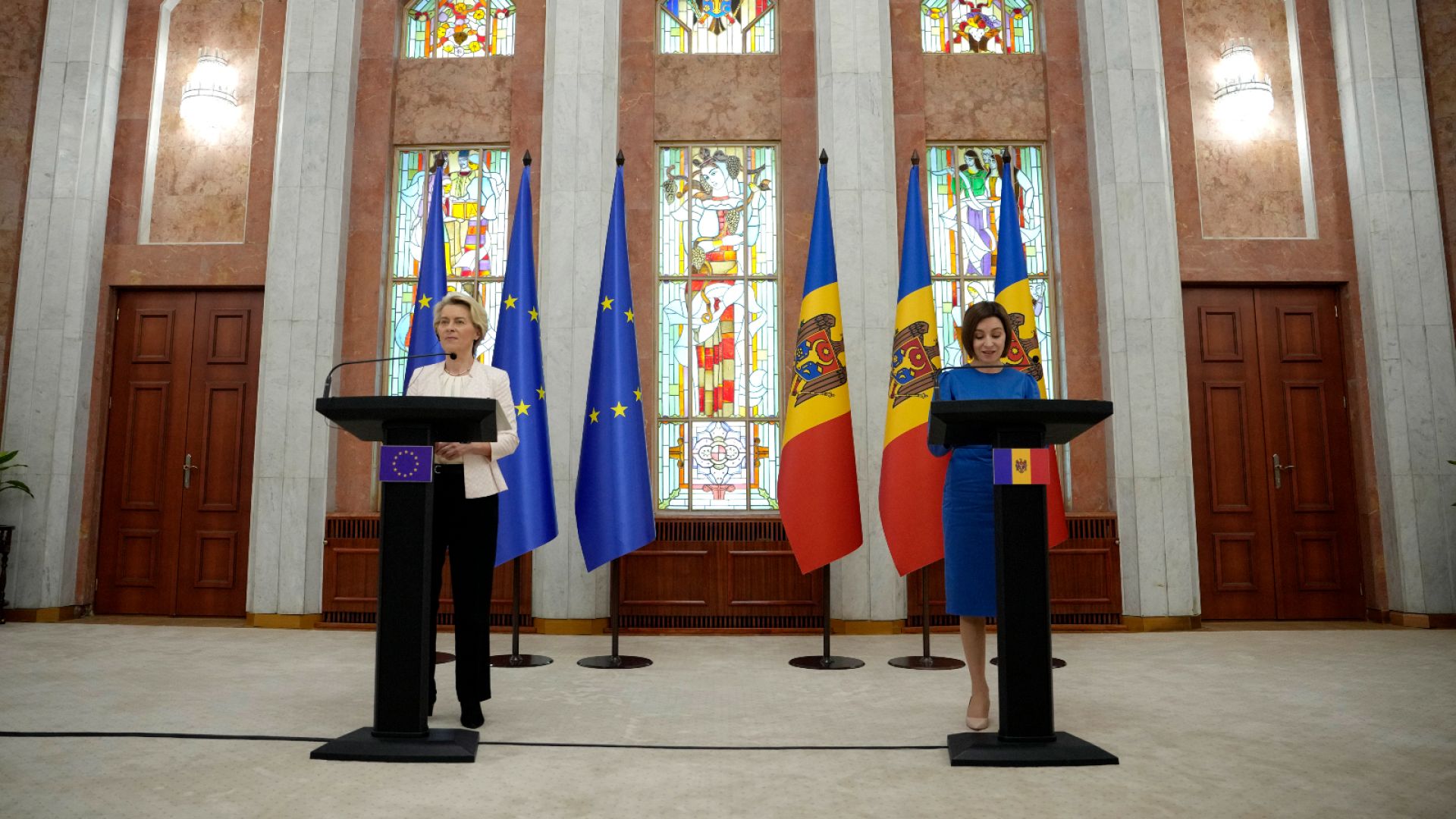 'Important moment for Moldova' as European leaders gather for political ...