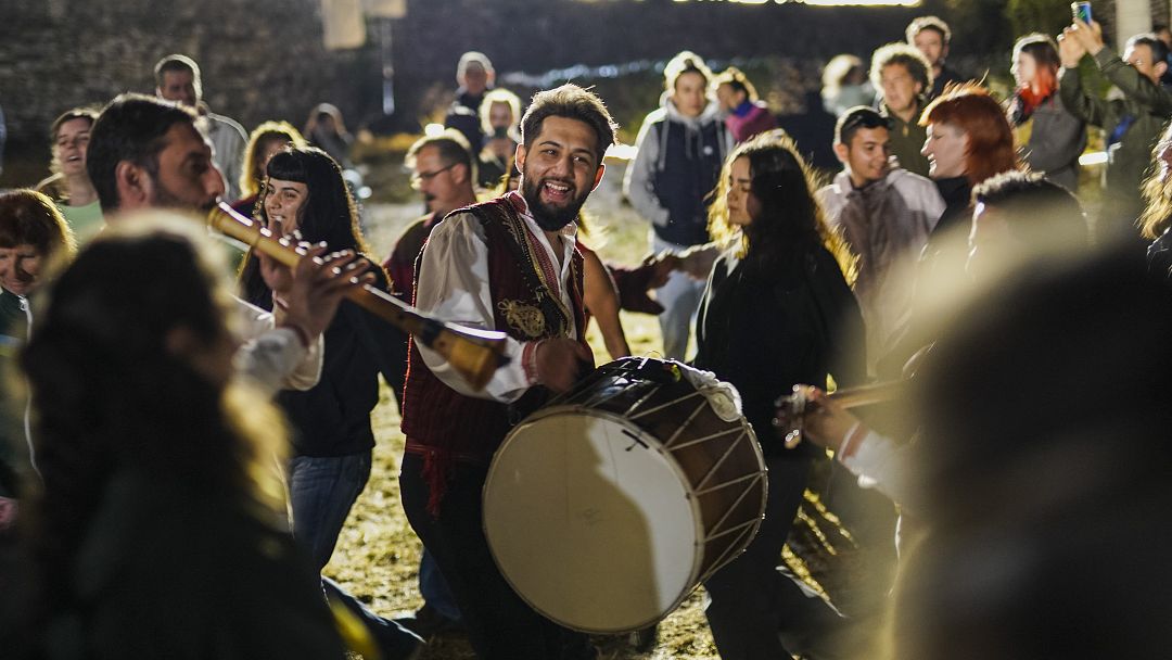Κόνιτσα: Ένα τριήμερο γεμάτο παραδοσιακή μουσική και χορό από τα νότια ...