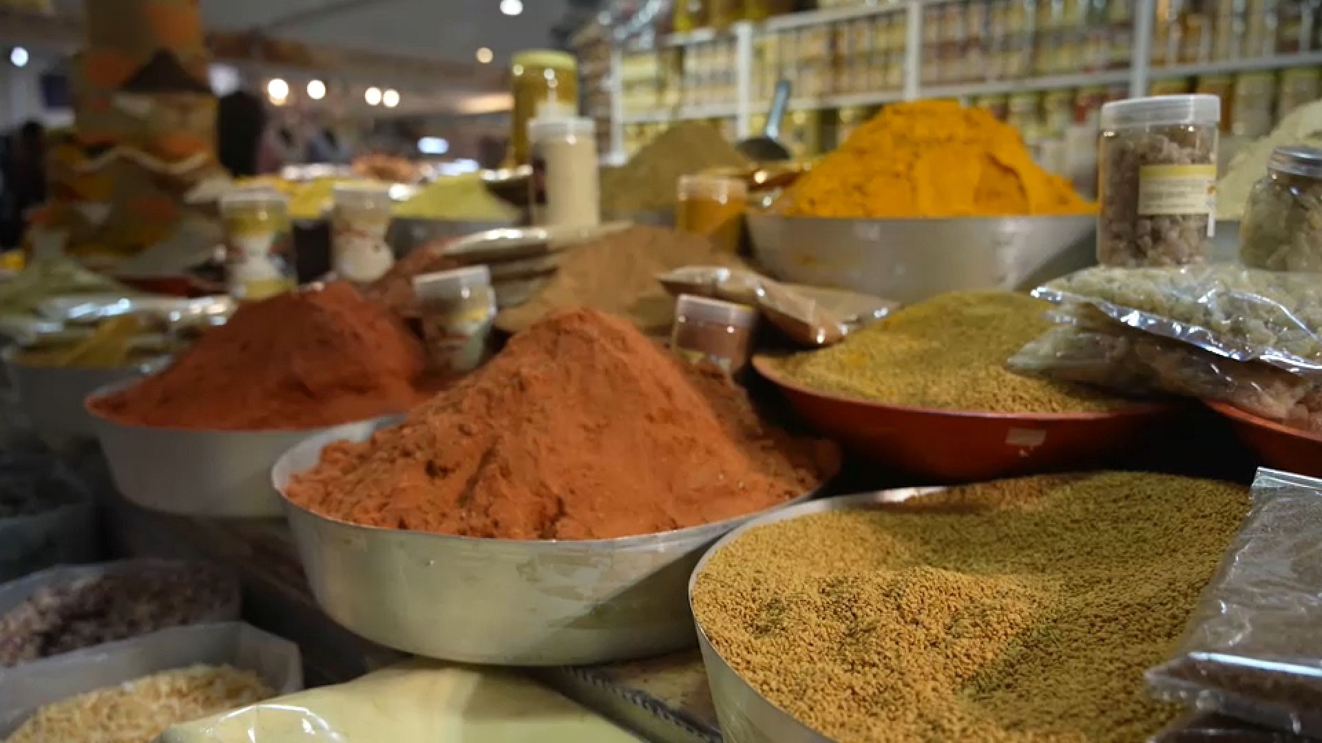 Qatari Cuisine: traditional recipes enriched with imported ingredients ...