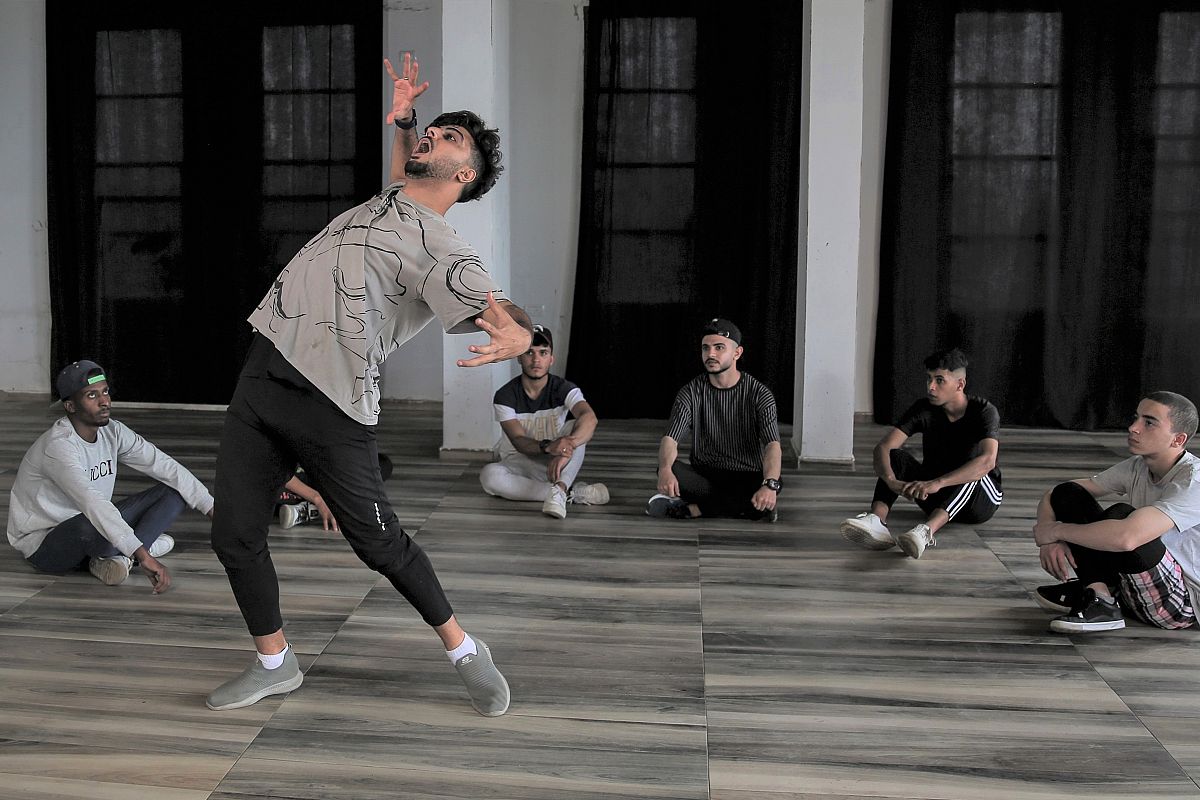 Meet the performance artists keeping their culture alive in Gaza | Euronews