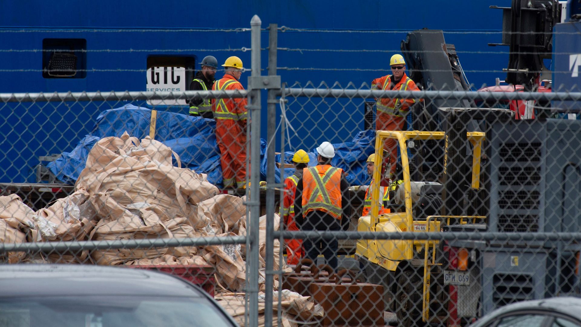 Video. Presumed human remains found from the Titan submersible wreckage ...
