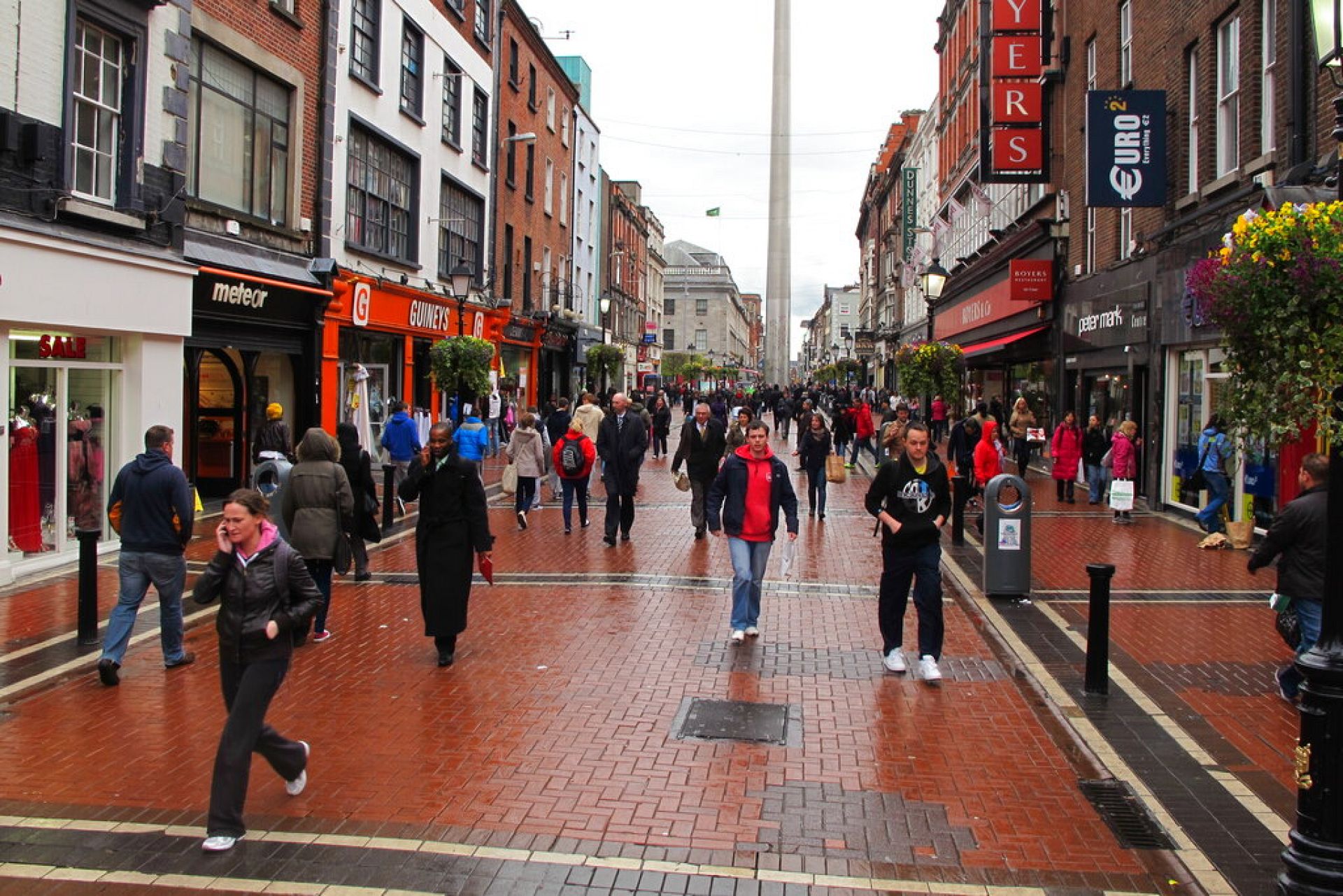 Зелёный остров, прощай! Молодежь бежит из Ирландии из-за жилищного ...